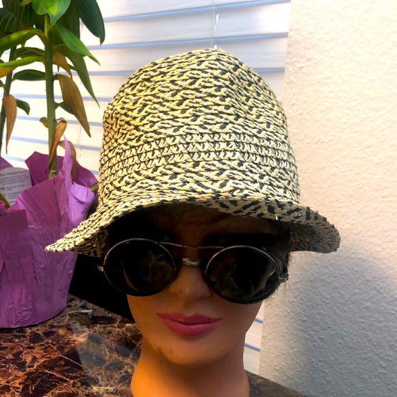 August Hats | Accessories | August Hats Woven Straw Forever Kettle Sun ...